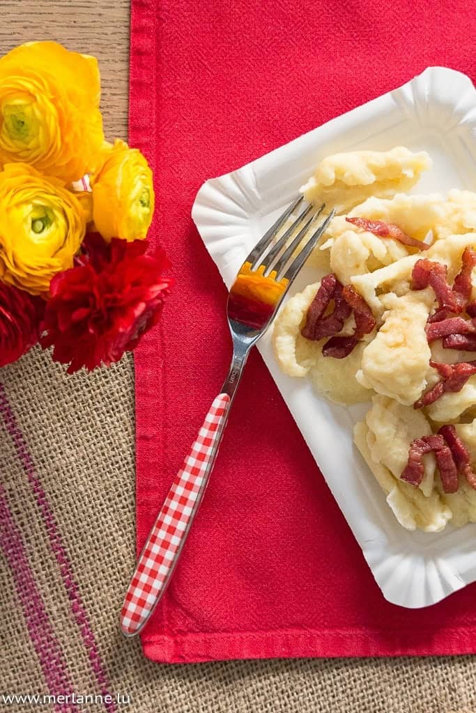 "Kniddelen" (Luxemburger Mehlknödel)